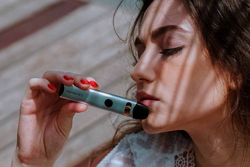 Can Vaping Trigger Acne Breakouts? Does Vaping Cause Acne? – Heat Vapes